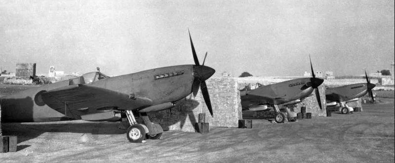 Diamond Jubilee License and the Malta Spitfire! – Heritage Flight ...